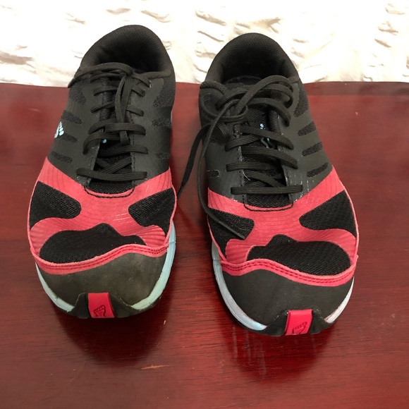 Invo | Shoes | Invo Terraclaw 25 Sneakers | Poshmark